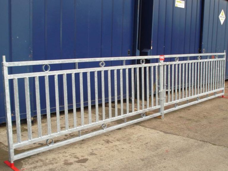 Double Field Gate - Fox Bros Engineering Ltd