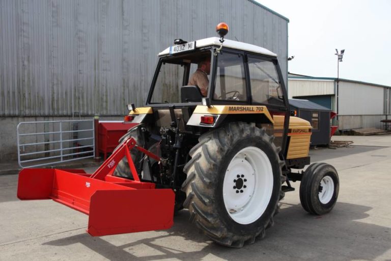 Standard Yard Scraper With Tractor - Fox Bros Engineering Ltd