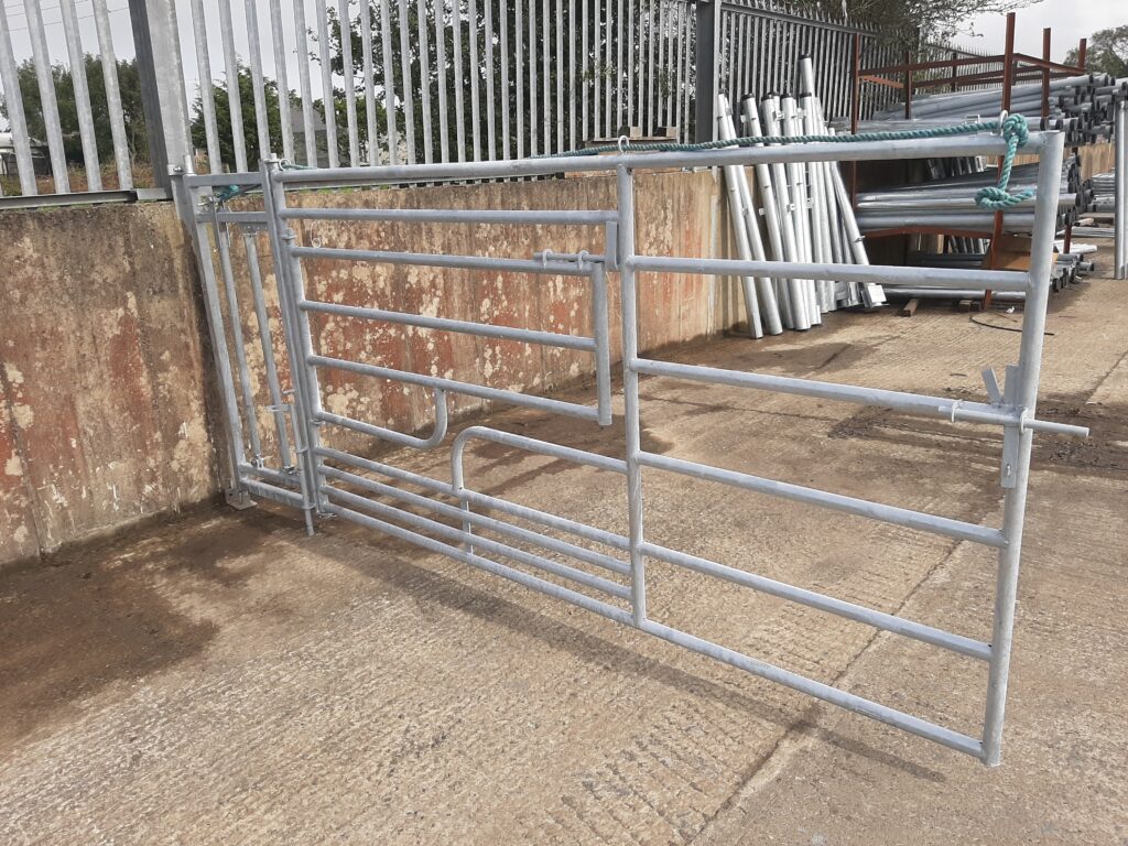 Calving Gate - Fox Bros Engineering Ltd
